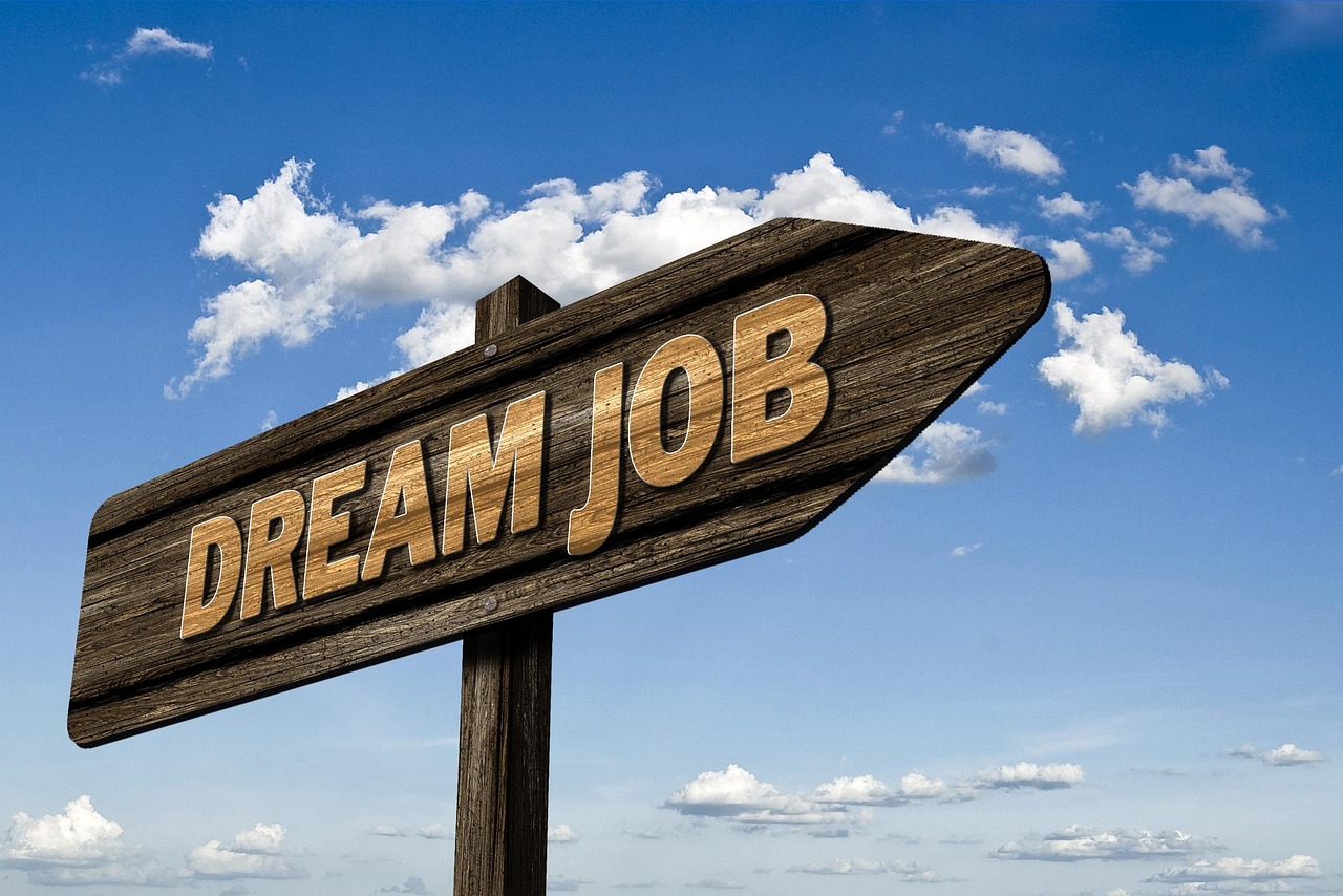 Why Your Dream Tech Job Might Be in a Different Time Zone (And How to ...